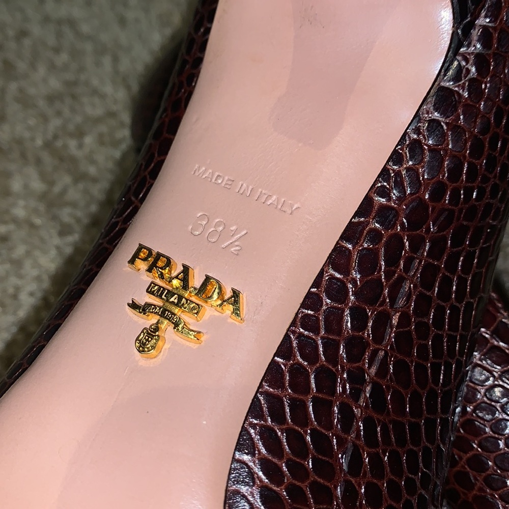 Prada Brown Leather Croc Embossed High Heel Pumps Nee… - Gem